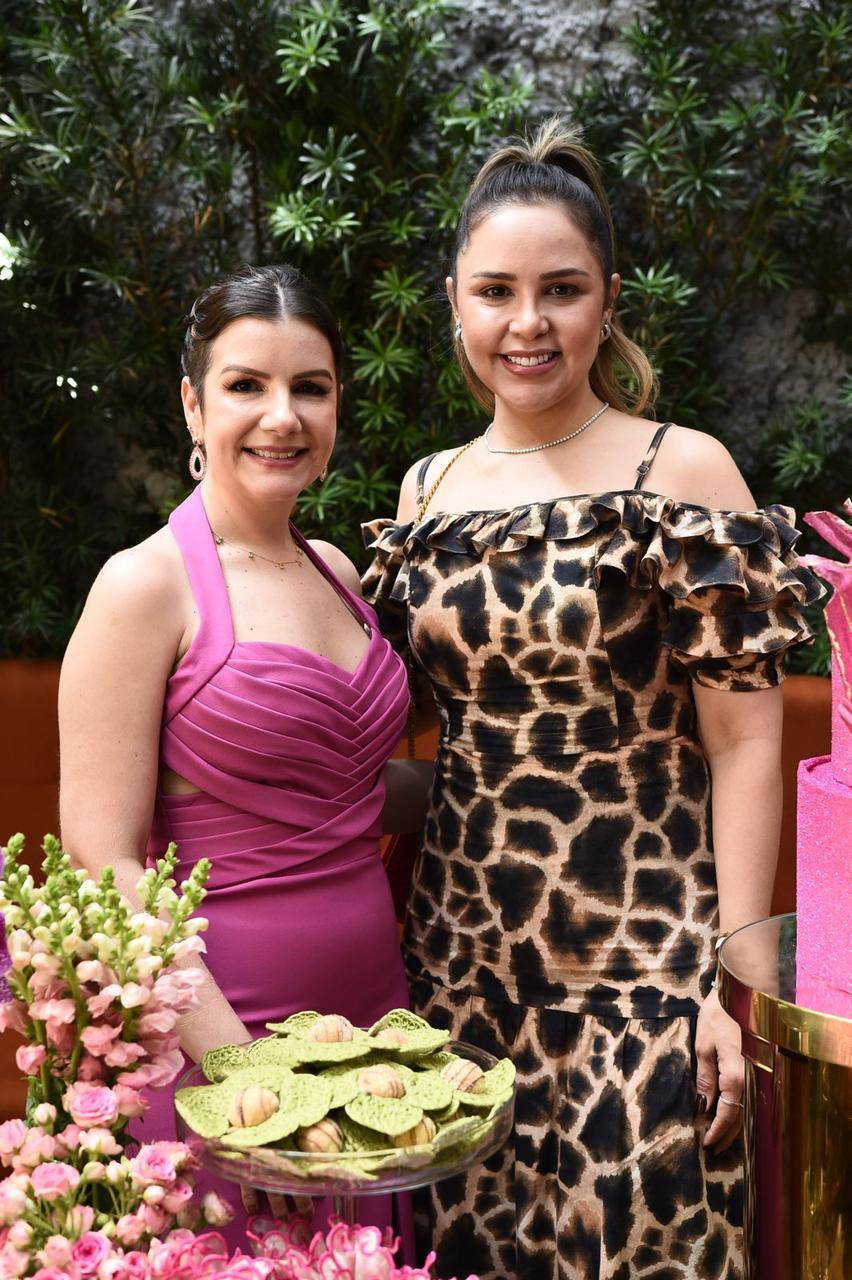 Captei: Renata Fontenele faz 40 anos e mostra o verdadeiro sentido de aniversariar. Vem saber ...